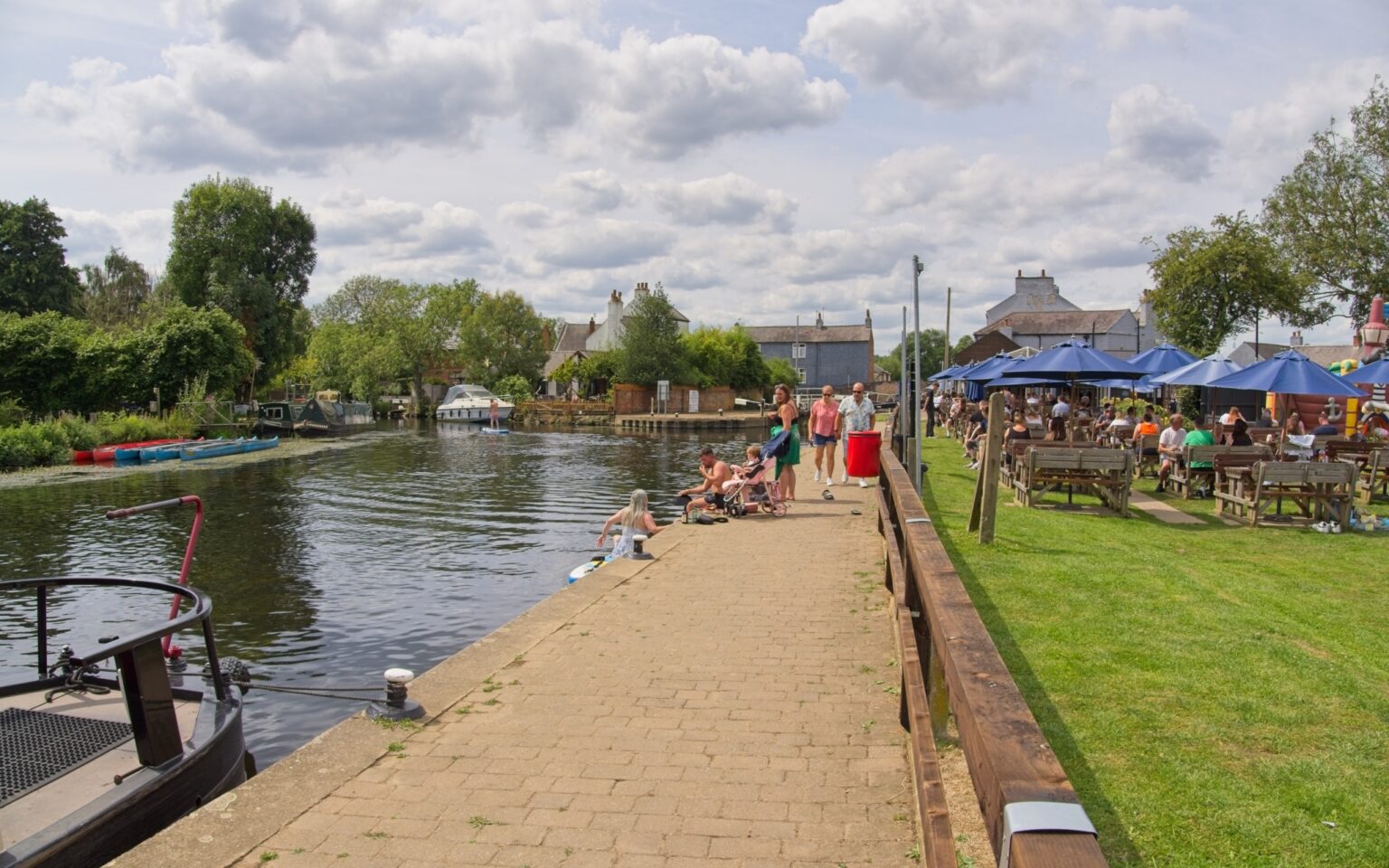 Top 10 Pub Stopovers for Motorhomes in the UK | Free & Easy Stopover ...